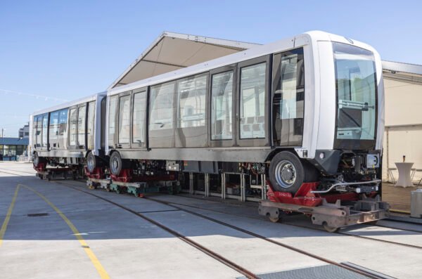 Frankfurt Airport’s Sky Line people mover system taking shape – Airport ...